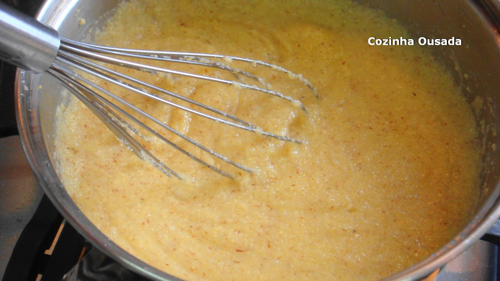 Cozinha Ousada: Polenta Rústica ao Ragu de Cordeiro