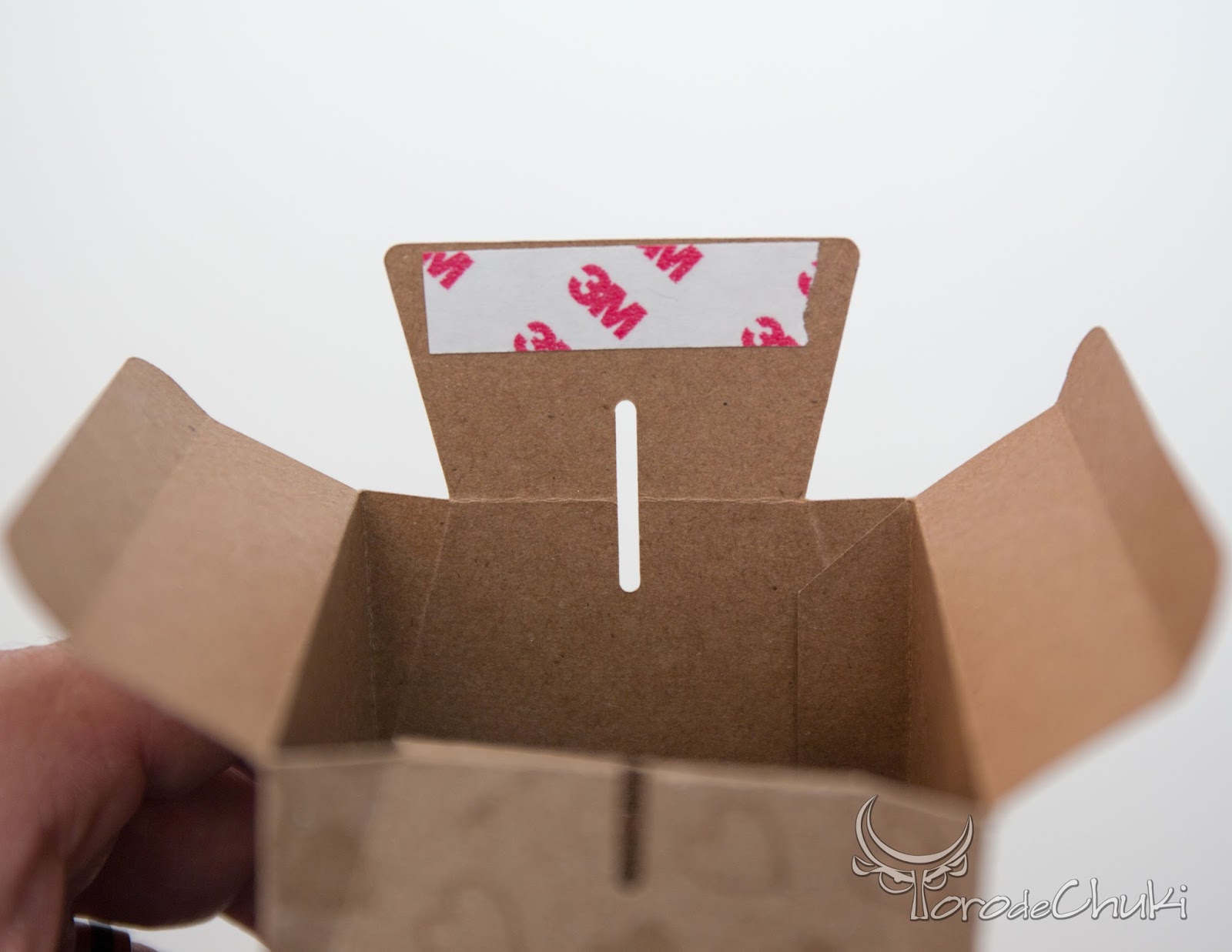 Awesome SVGs: Glittery XO, Valentines, Self Closing Box