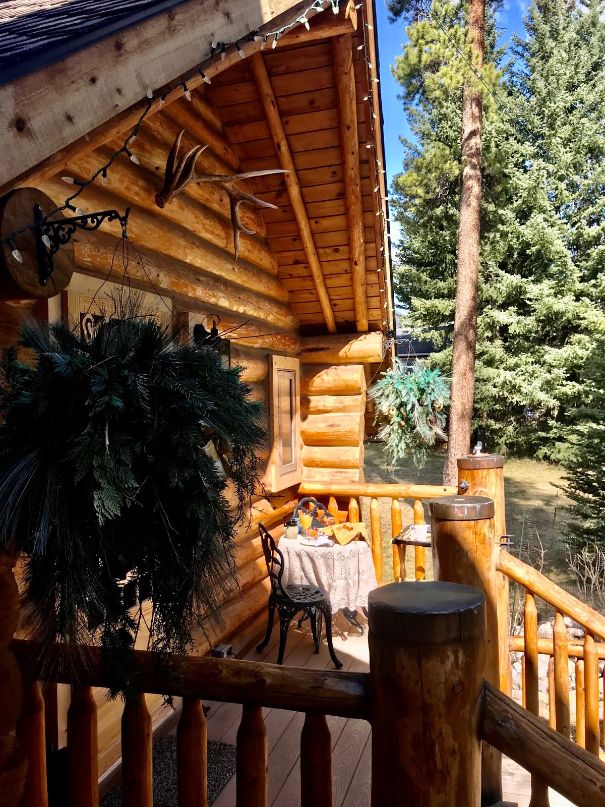 Alpine Peak Photography: Banff Log Cabin - Luxury Retreat for 2