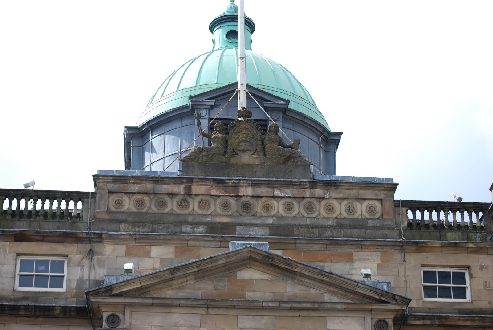 Heraldry: The Heraldry in the Dome of the Trades Hall, Glasgow, Scotland