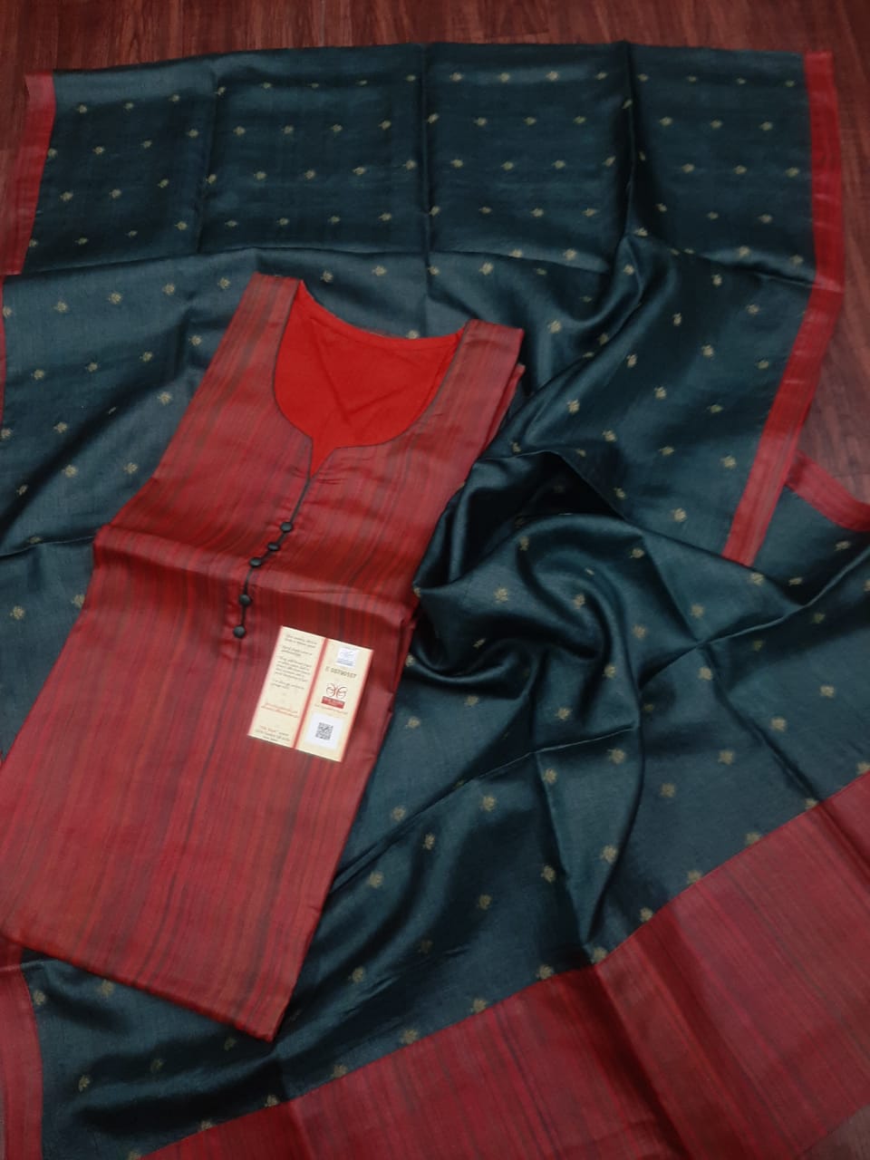 Pure tusser semi stitch suits