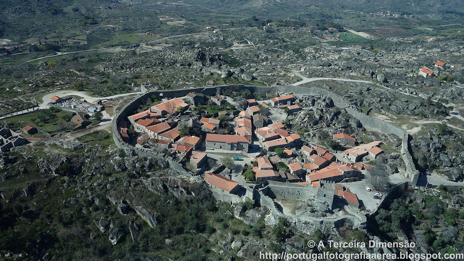 A Terceira Dimensão: Sortelha e o seu Castelo