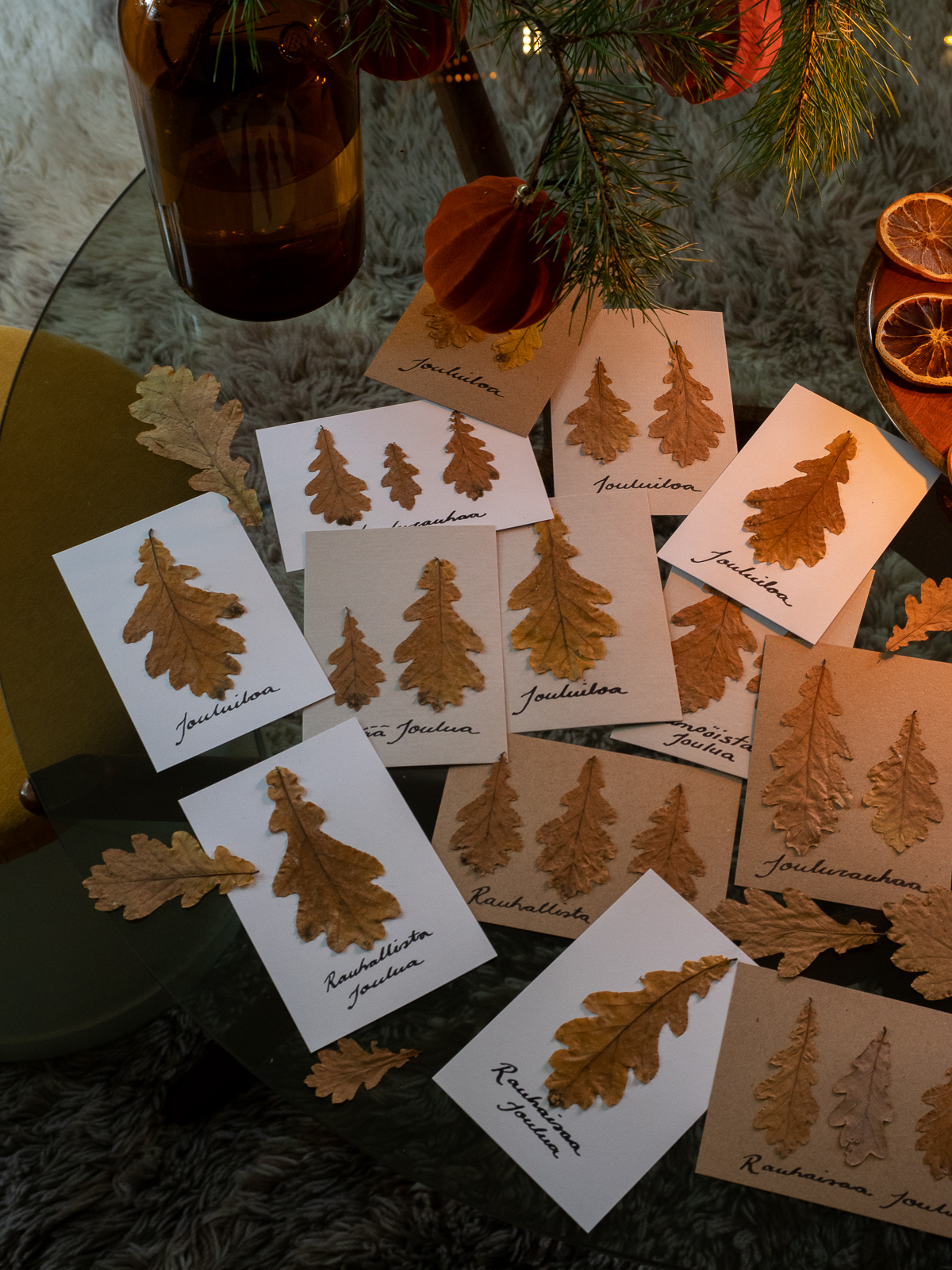 Helpot joulukortit! — Keltainen kahvipannu