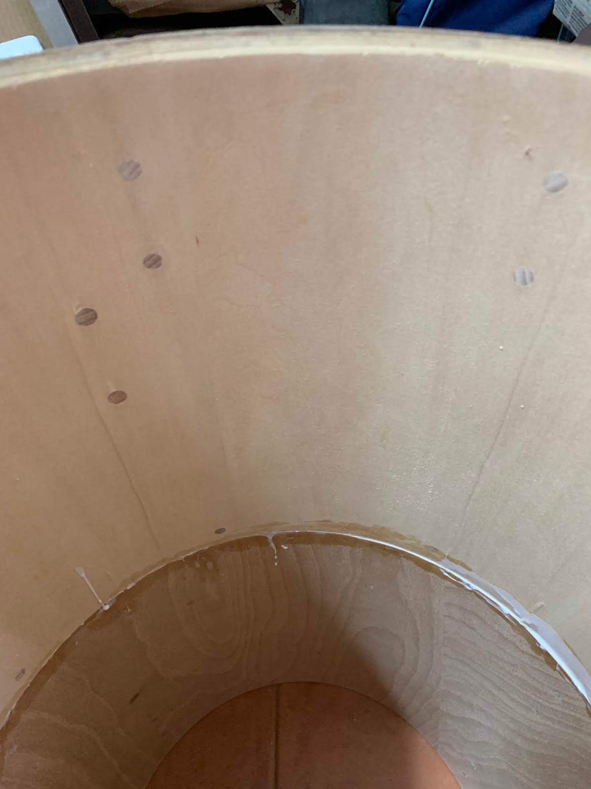 Percusize Me!: Construcción de un atabal renacentista ("Long drum").