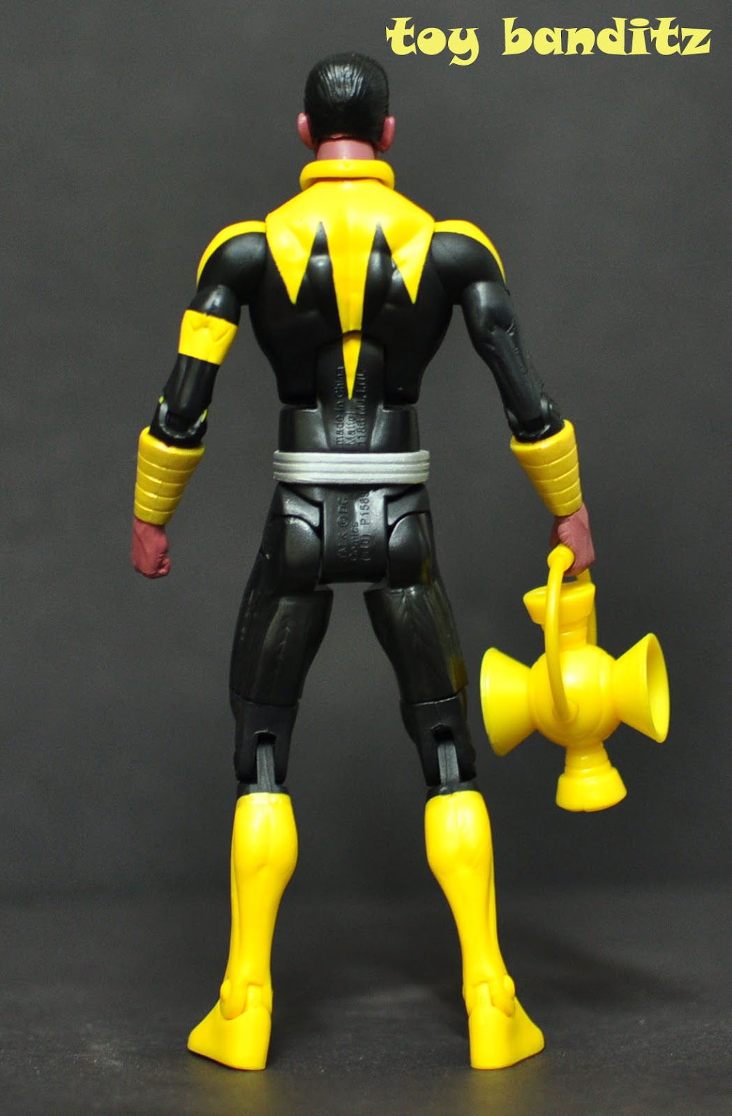 toy banditz: DCUC YELLOW LANTERN SINESTRO
