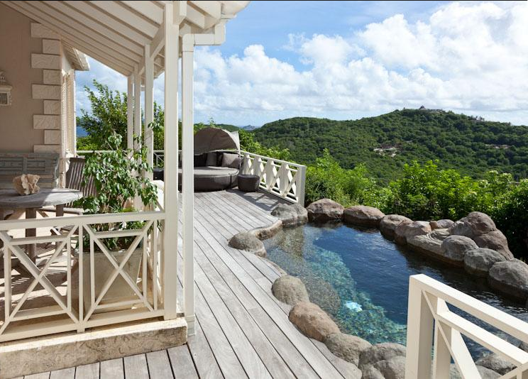Glamour Begins At Home: Mustique's Royal Visitors