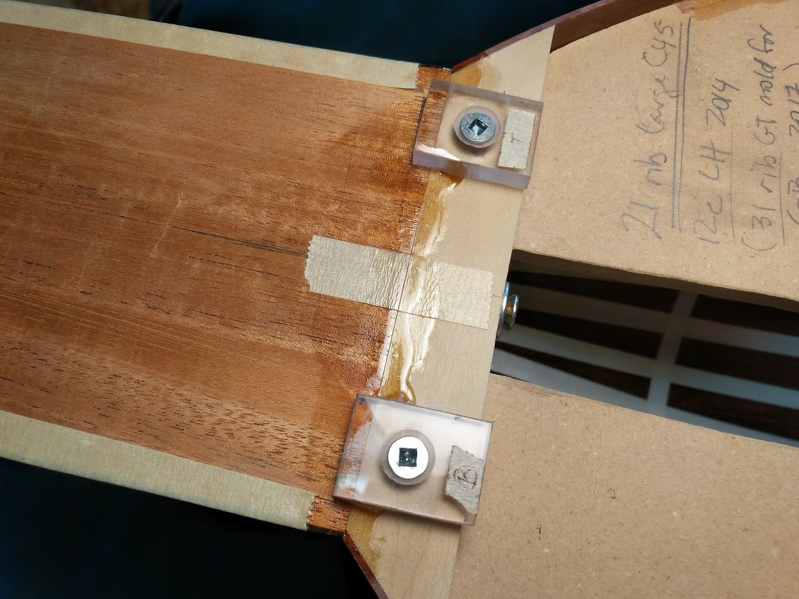 The Lute's Progress,: Building a 13 Course Lute, Start to Finish, 4 ...