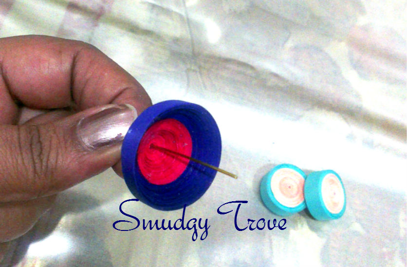 imprints handmade: Traditional jhumkis using paper-quilling