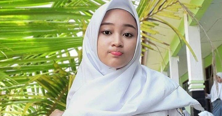 63 Konsep Gambar Cewek Cantik Sma Meja Dapur