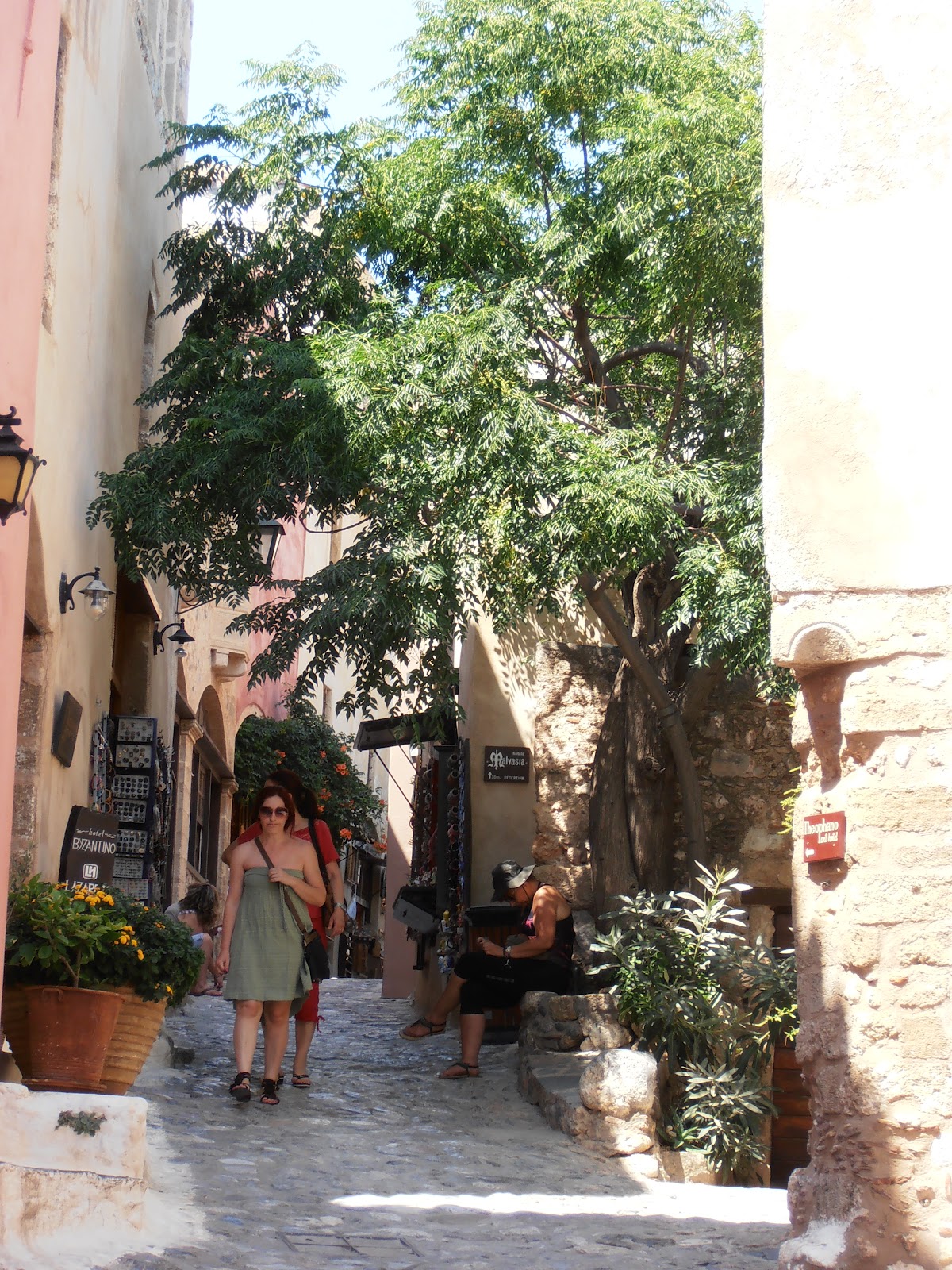 Envoy In The Med: THE ROMANTIC MEDIEVAL CITADEL OF MONEMVASIA
