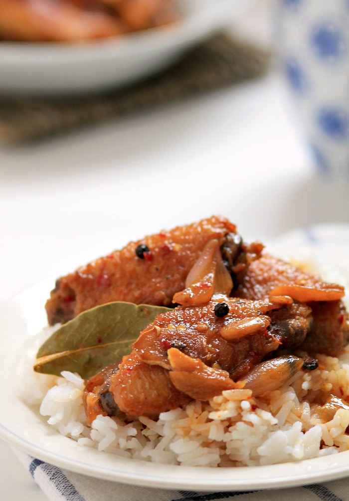 my bare cupboard: Spicy chicken wings adobo , Filipino-style