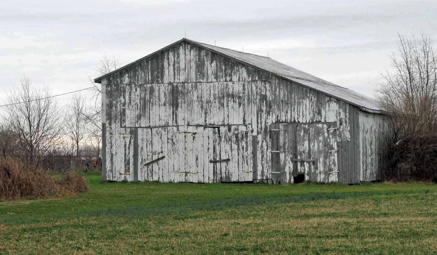 Summit Musings: Barn Charm - Whitewashed