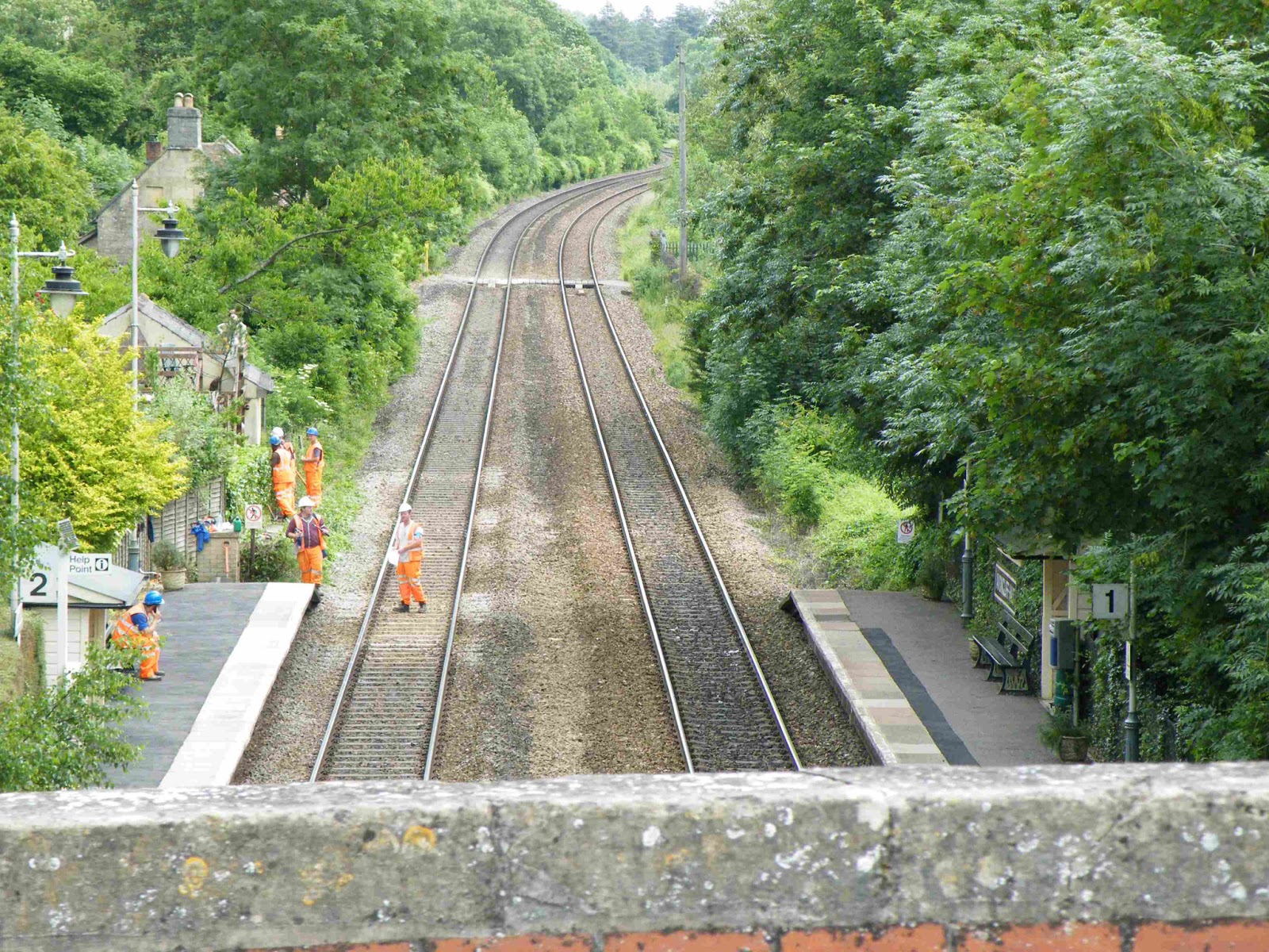 Travelling the Canals of England: Aqueducts and Splendid Architecture