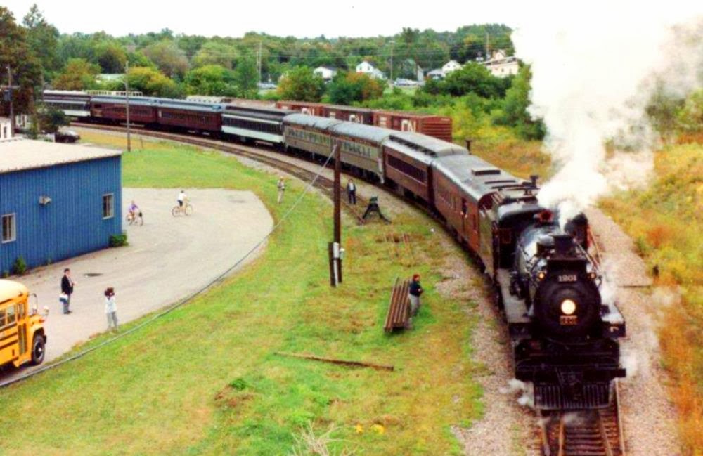 Trackside Treasure: CPR 1201 at Brockville, 1990