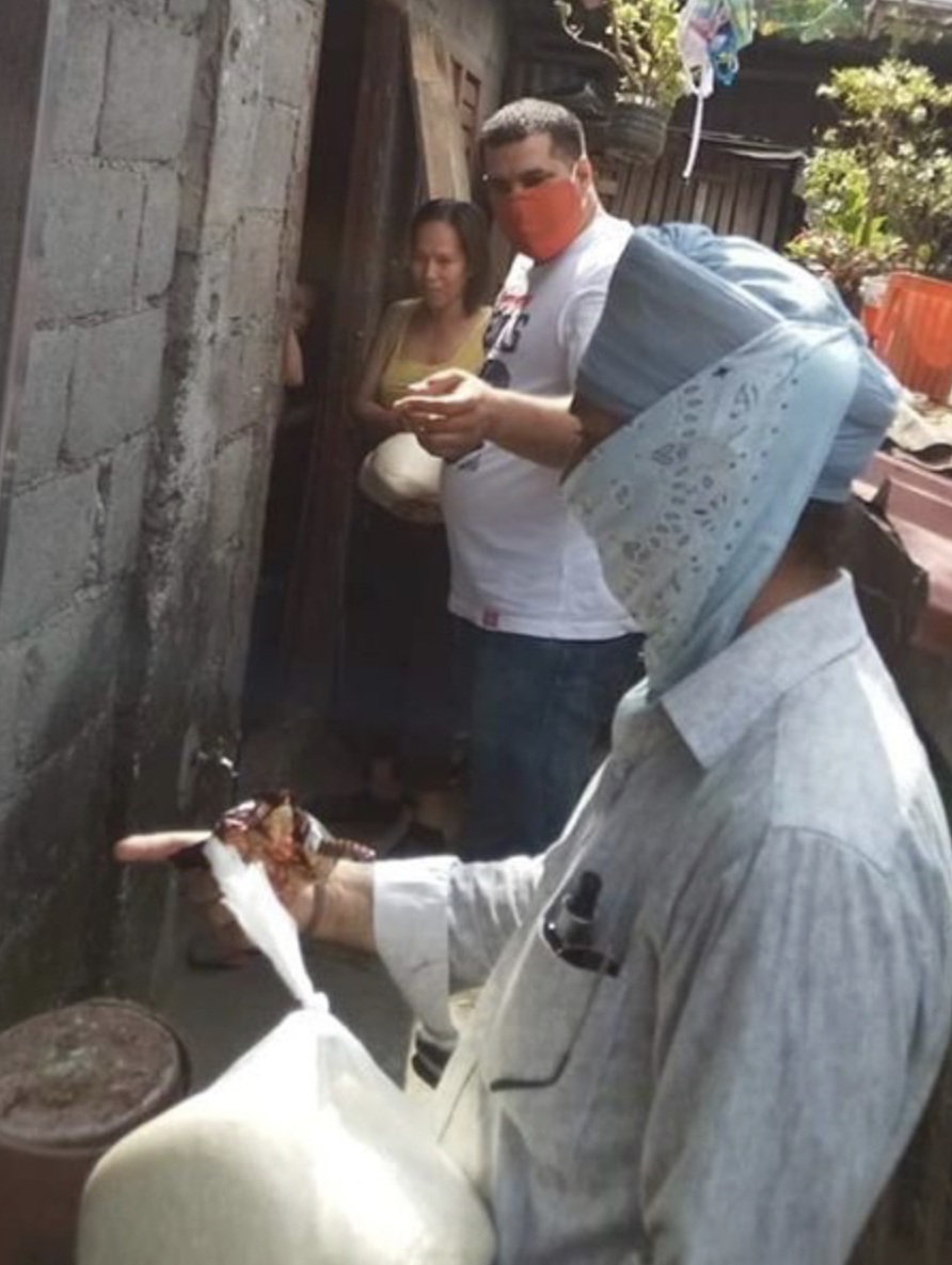 Grupo ng Mga Bumbay Pinahanga ang Mga Pinoy Tinulungan ang mga ...