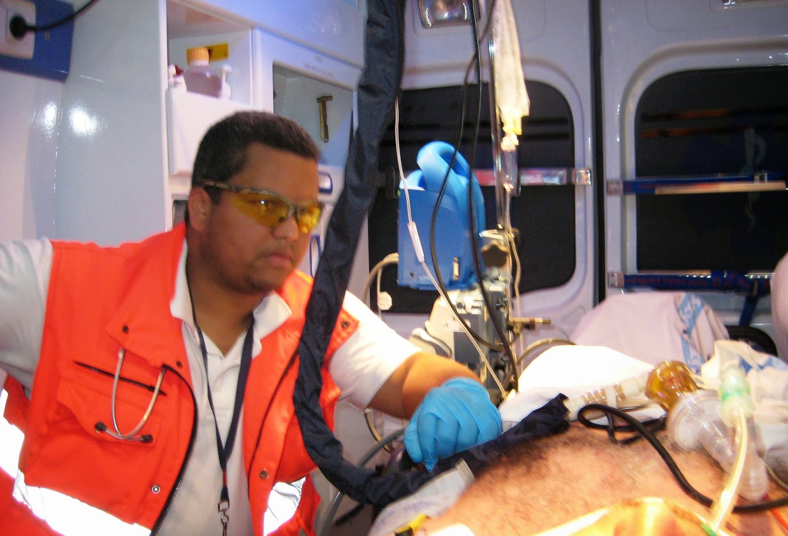 EMS SOLUTIONS INTERNATIONAL by @DrRamonReyesMD marca registrada: Dr. Ramon REYES, MD, EMT-T, DMO