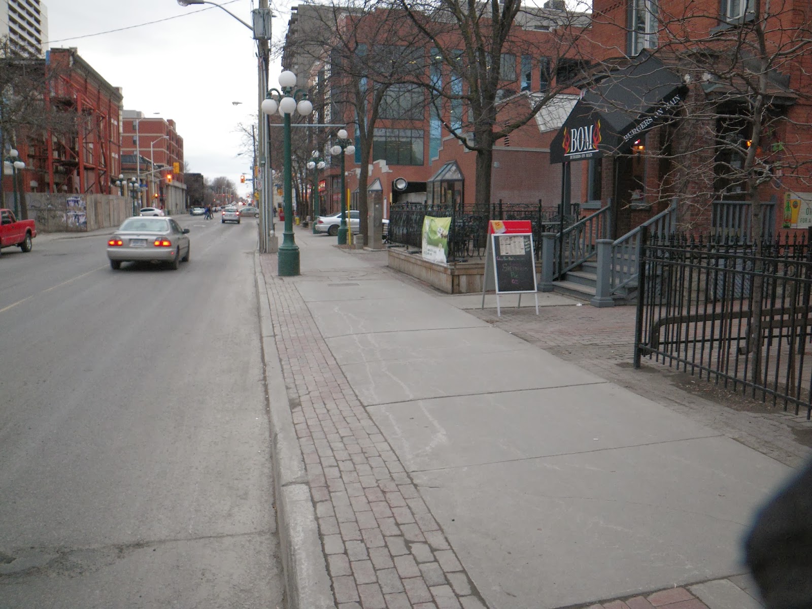 Images of Centretown: Peds on Weds: Toronto-style sidewalks part 1