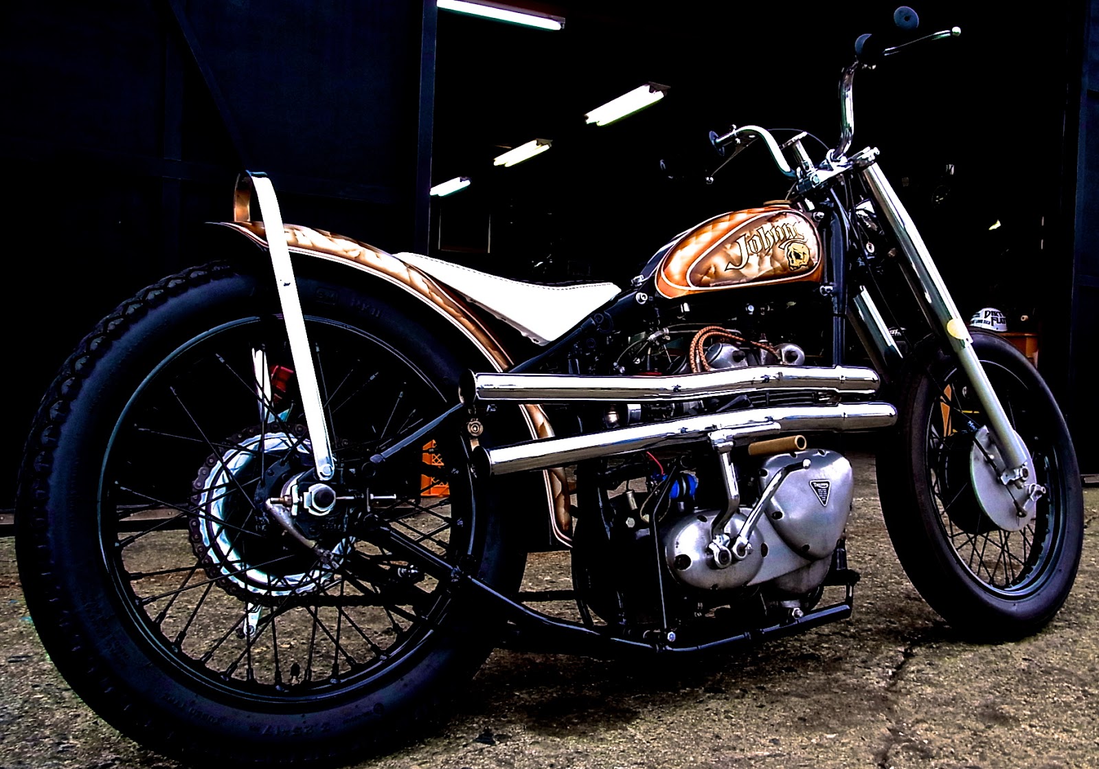 VINTAGE SHOP JOHNNY｜東京・小岩にある古着屋ジョニー: JENE CHOPPERS【JOHNNY TRIUMPH CHOPPER】