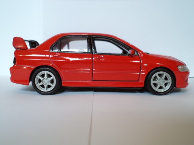 Autos A Escala Mitsubishi Lancer Evo Viii