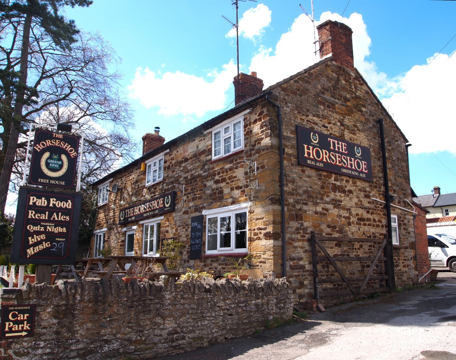 Shove it, Chuck it, Toss it...: The Horseshoe, Wilby, Northamptonshire