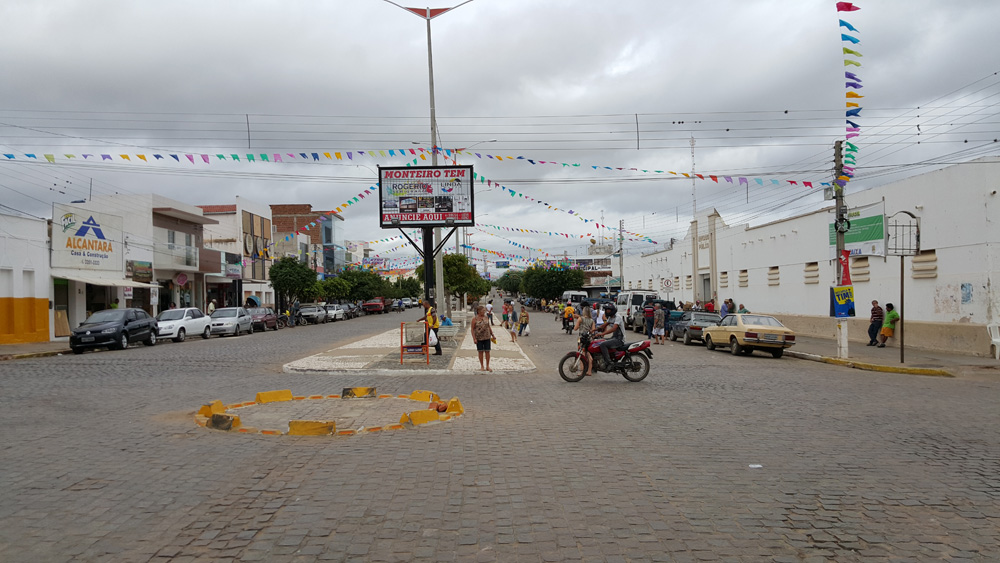 Monteiro-Pb hoje 27/06/2015, pela manhã.