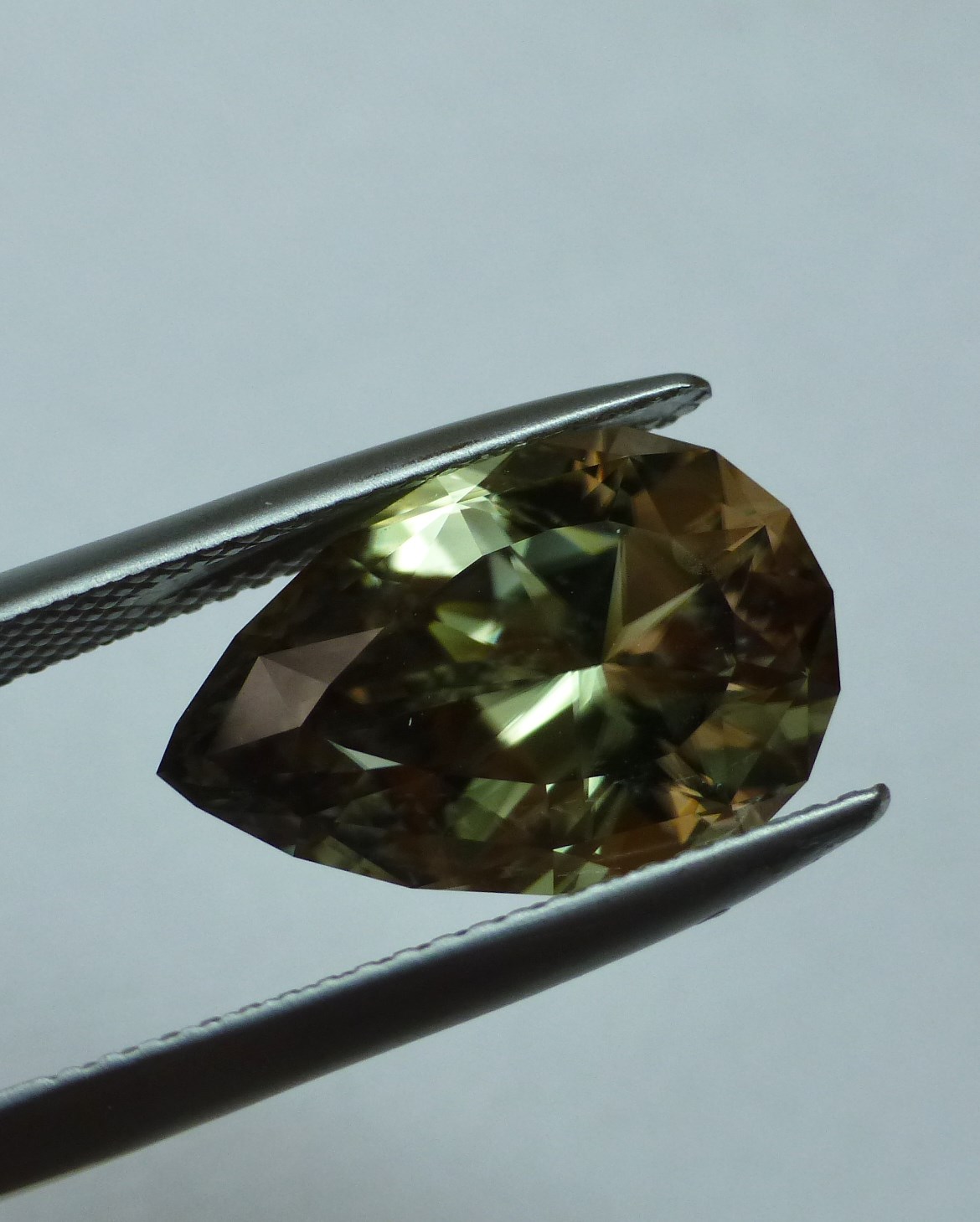 Zultanite - Naturally Precious