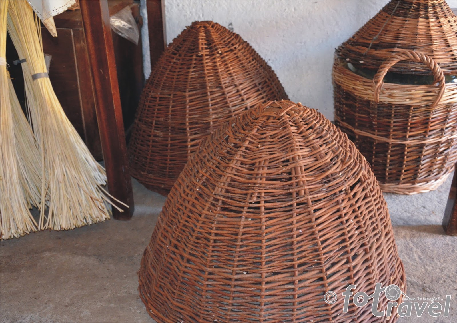 Foto travel: Coșarii din Var pe cale de dispariție