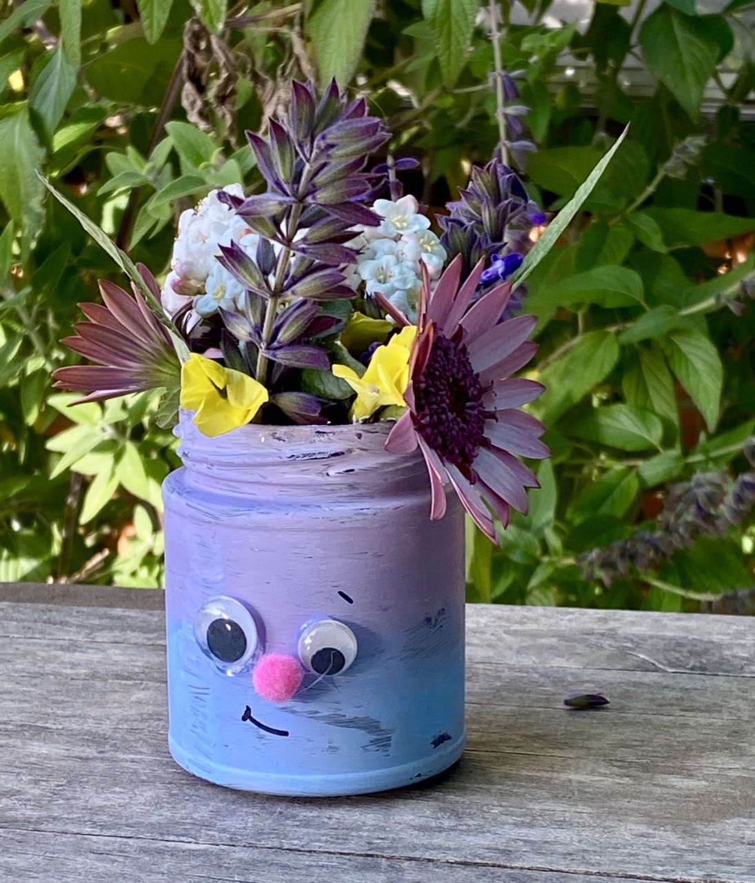 Green Gourmet Giraffe: Lockdown Crafts (for kids)