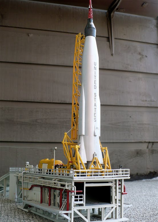 The Great Canadian Model Builders Web Page!: Atlas Booster With Mercury ...