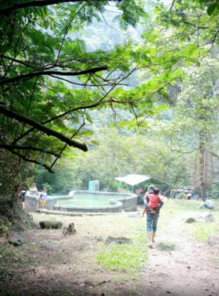 Lembah Cilengkrang, Tempat Wisata Alam Di Kabupaten Kuningan Yang Super ...
