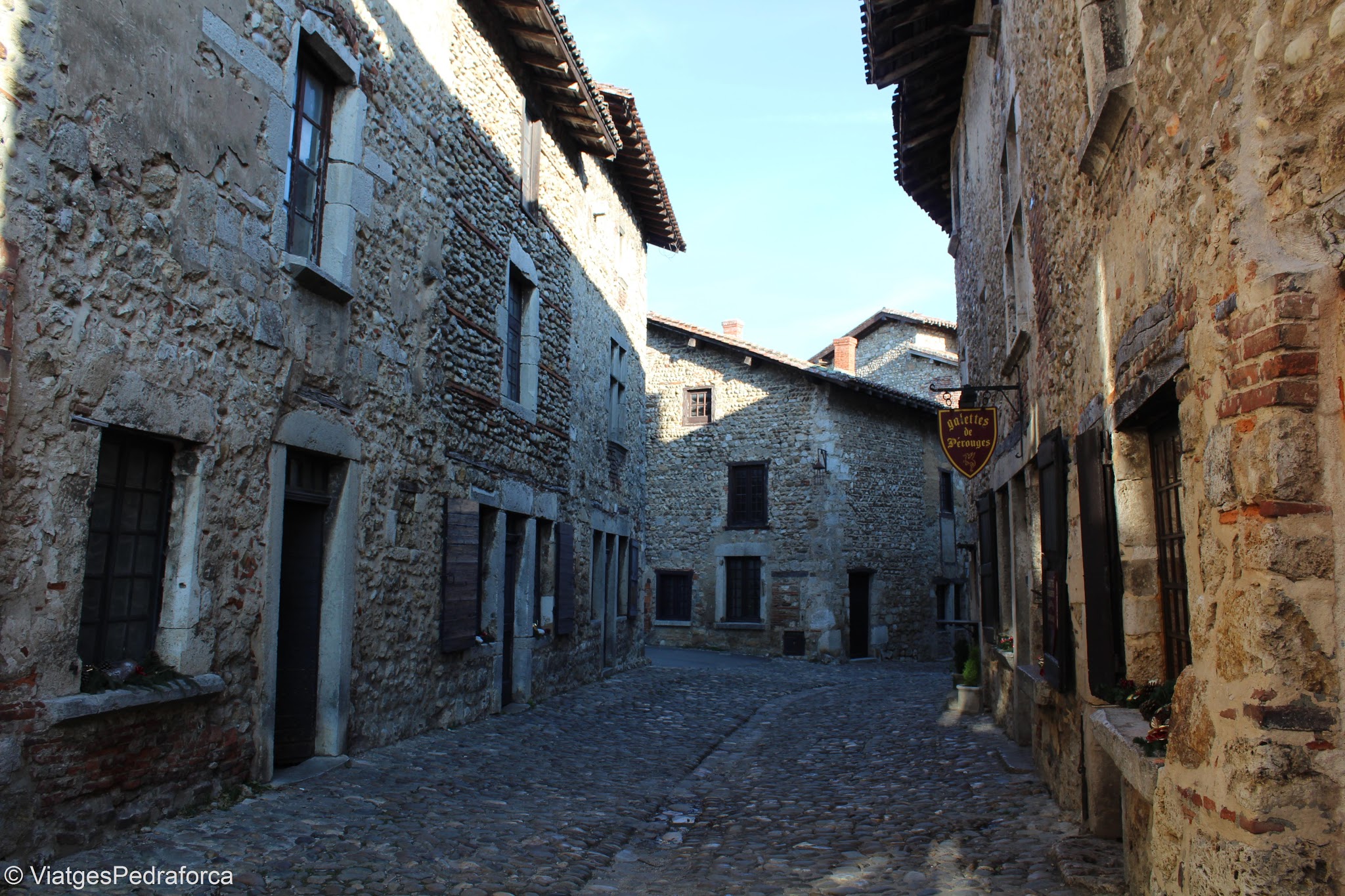 LA CITÉ DE PÉROUGES: LA JOIA MEDIEVAL DE RHÔNE-ALPES