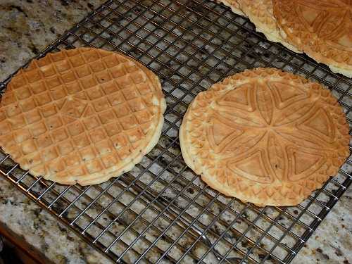 Culinary Alchemy: The Seventh Wonder of The Waffle World - Pizzelle