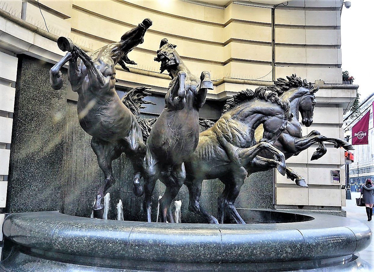 The Four Horses of Helios (Piccadilly Circus) - LONDON, ENGLAND