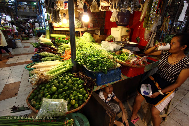 LENS AND BEYOND Philippines (vol. 1): Batch 35: Gandang Palengke ...
