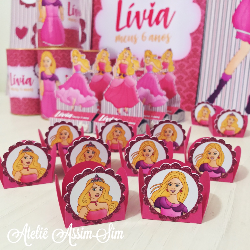 Ateliê AssimSim - Festas Personalizadas: Lívia - Barbie