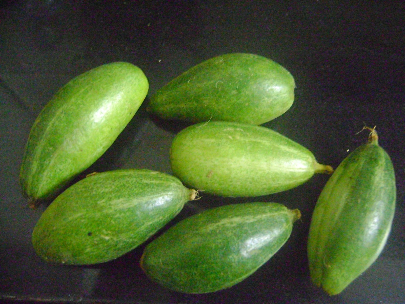 Raji Ramakrishnan : PARWAL SUBZI