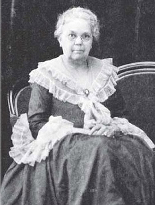 Women's Work: Quilts: Carrie Hall: Entrepreneur