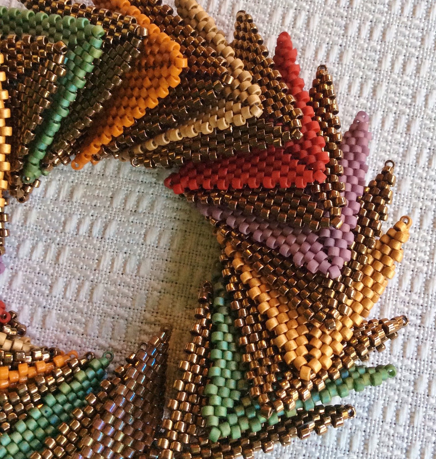 Zingala's Workshop: And, finally some beadwork!