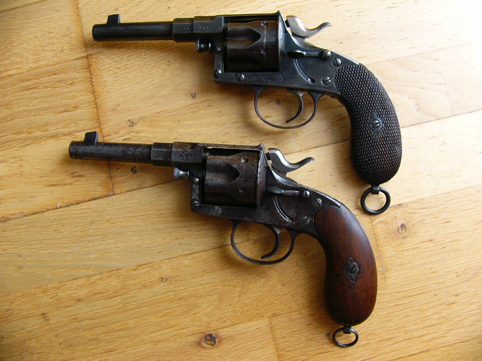 Sbírka historických zbraní: Service Revolvers 1860-1890