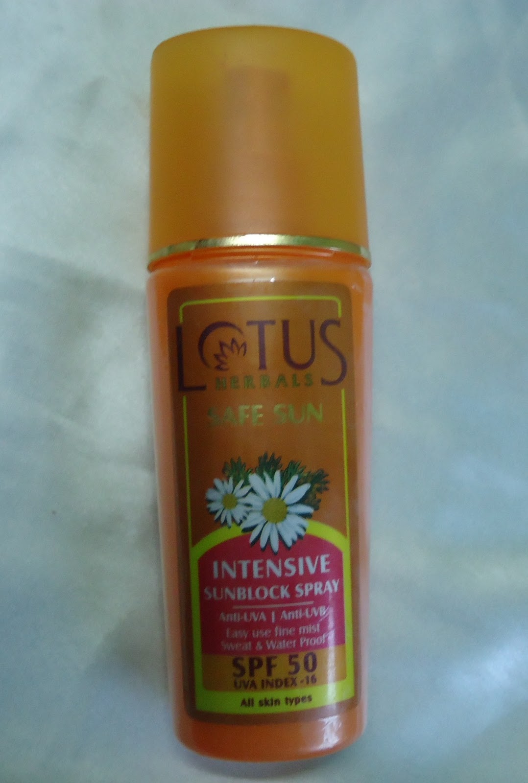 Lotus Herbals Intensive Sun Block Spray SPF 50 Review - New Love - Makeup