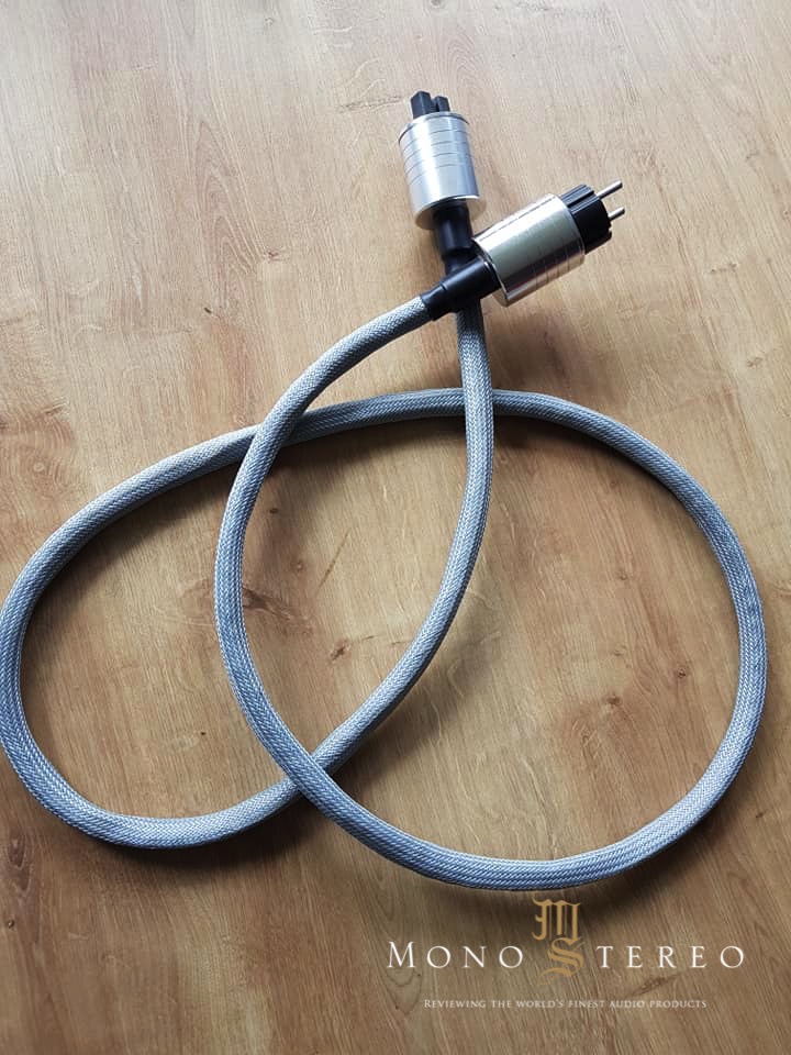 LAMPIZATOR POWER CABLE! – M & S | Ultimate High-Fidelity