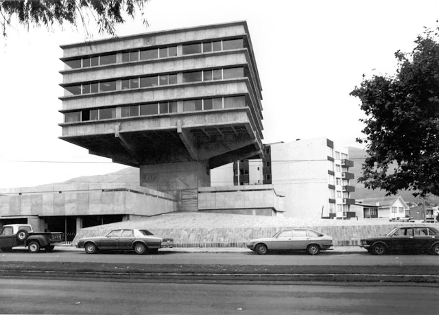 ARQUITECTURA MODERNA EN ECUADOR: MILTON BARRAGÁN