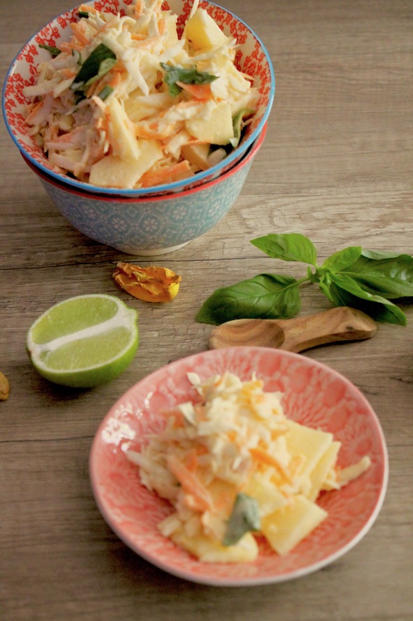 Cook & Spoon: ENSALADA DE APIONABO, MANZANA Y ZANAHORIA