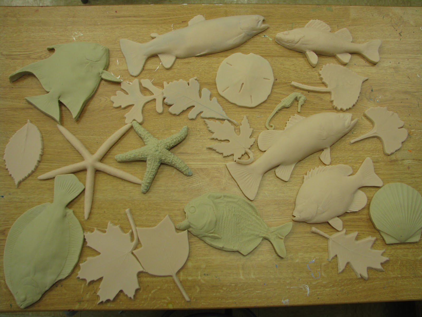 SCS Art Happenings: Fish printing supplies are here!