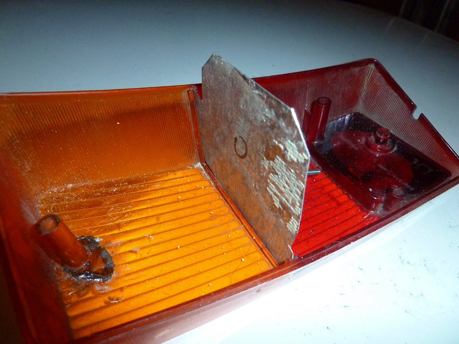 1973 Austin Mini: Fixed Tail Light