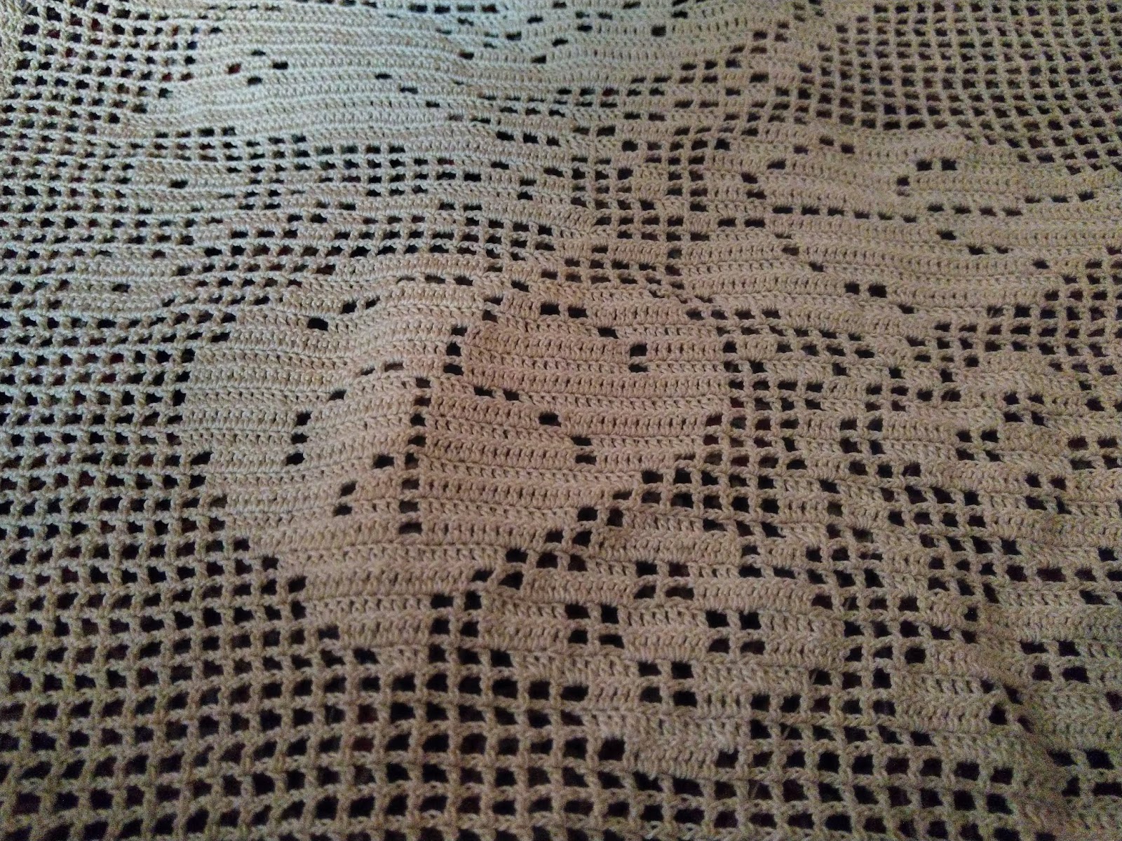 Hook Knots and Threads: Fillet pattern