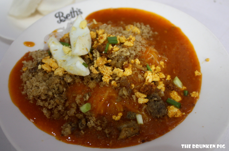 THE DRUNKEN PIG: Discovering Beth's Palabok