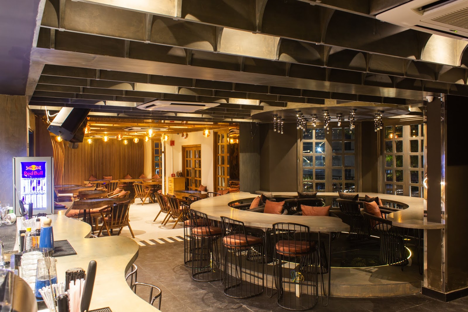 A Day At CAD - India's First Technology Inspired Bar