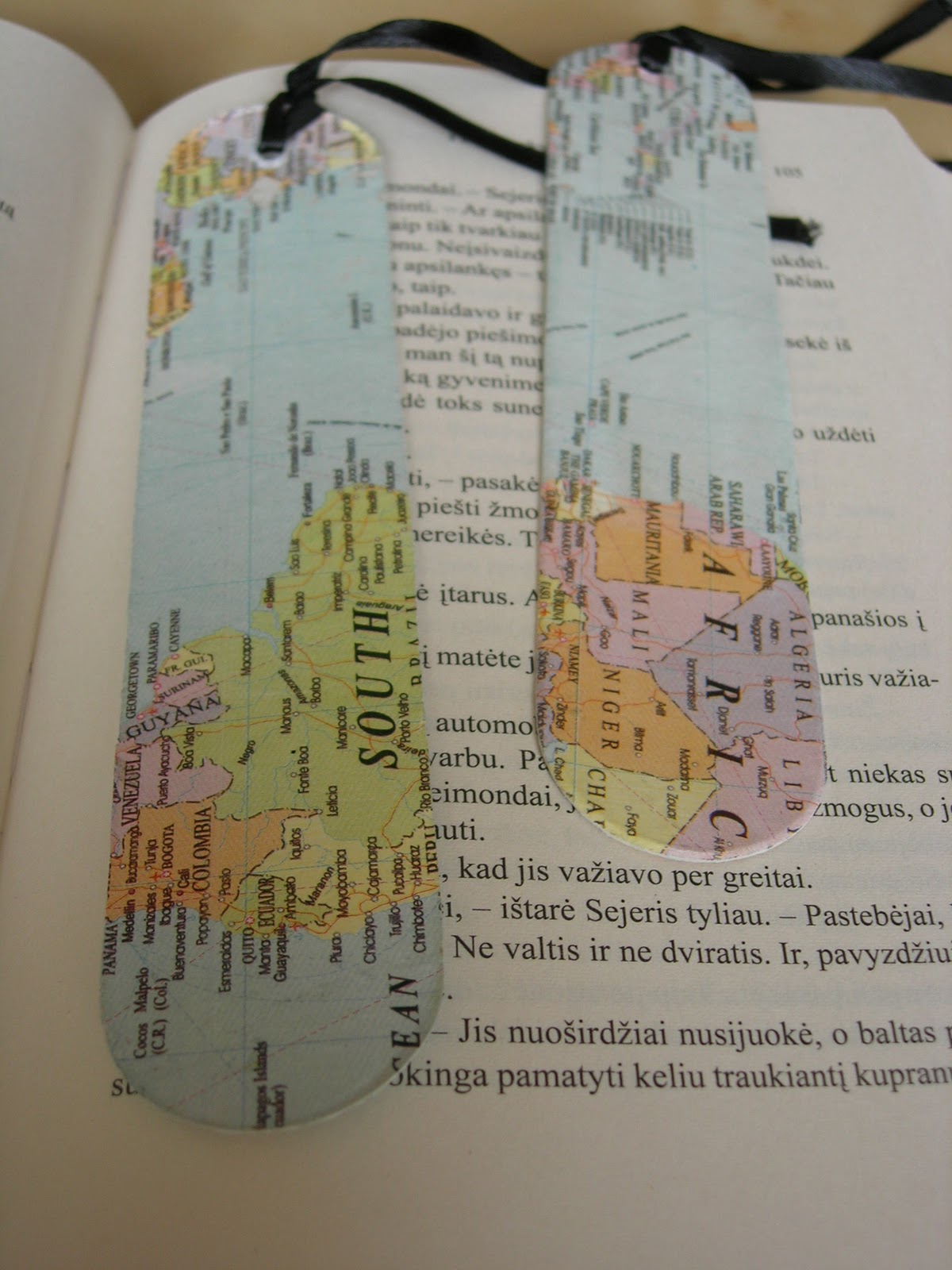 Bookmarks collection from around the world: Map