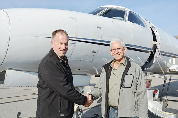 Kathryn's Report: Carson Air plane bound for Okanagan College